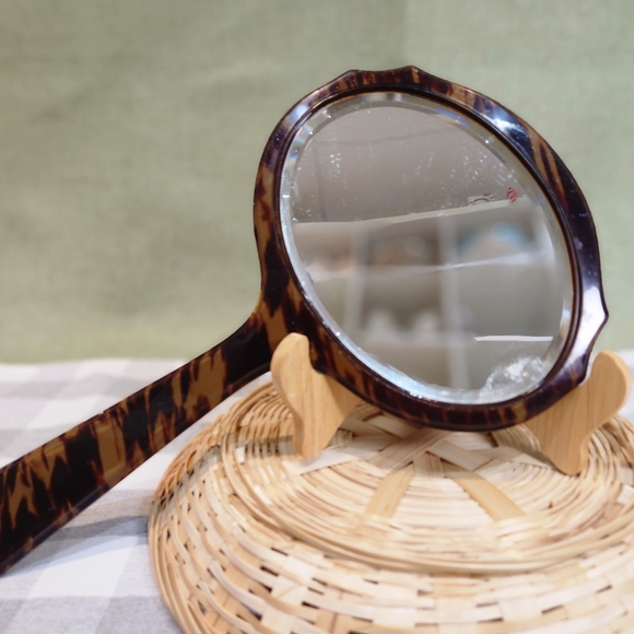 Bath | Tortoise Shell Handheld Mirror | Poshmark